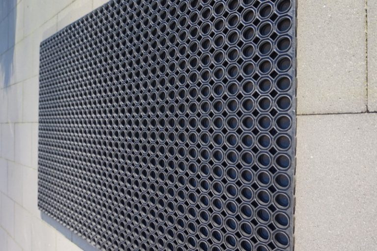 Rubberindustrie - R2 2 - Rubberen gootband, rubberen mat oprit ...